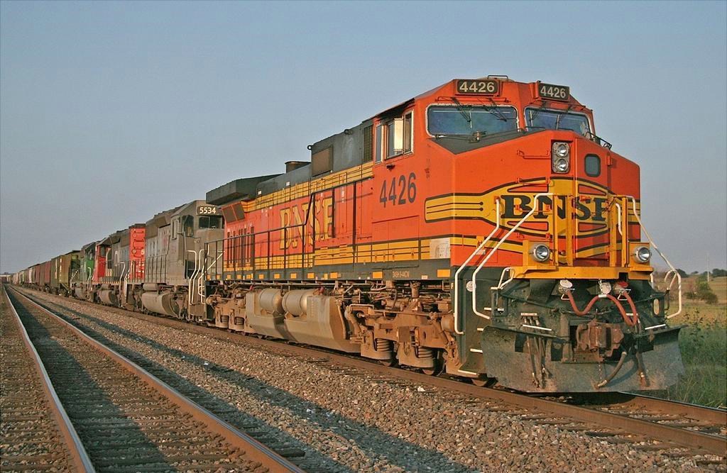BNSF 4426
